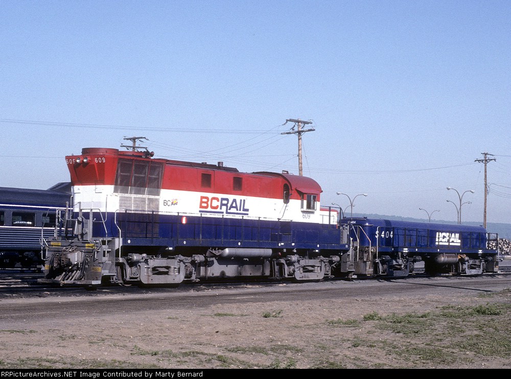 BC Rail 609 and Slug S404
